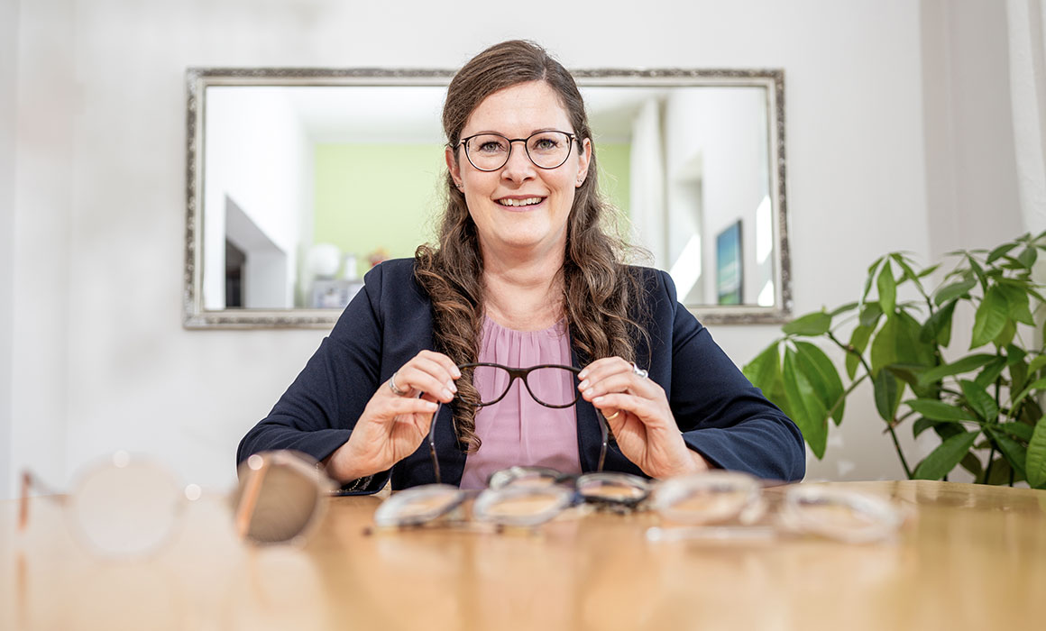Auras Sehen - Mobile Optikerin – Kaufen Sie Ihre Brille von Zuhause aus